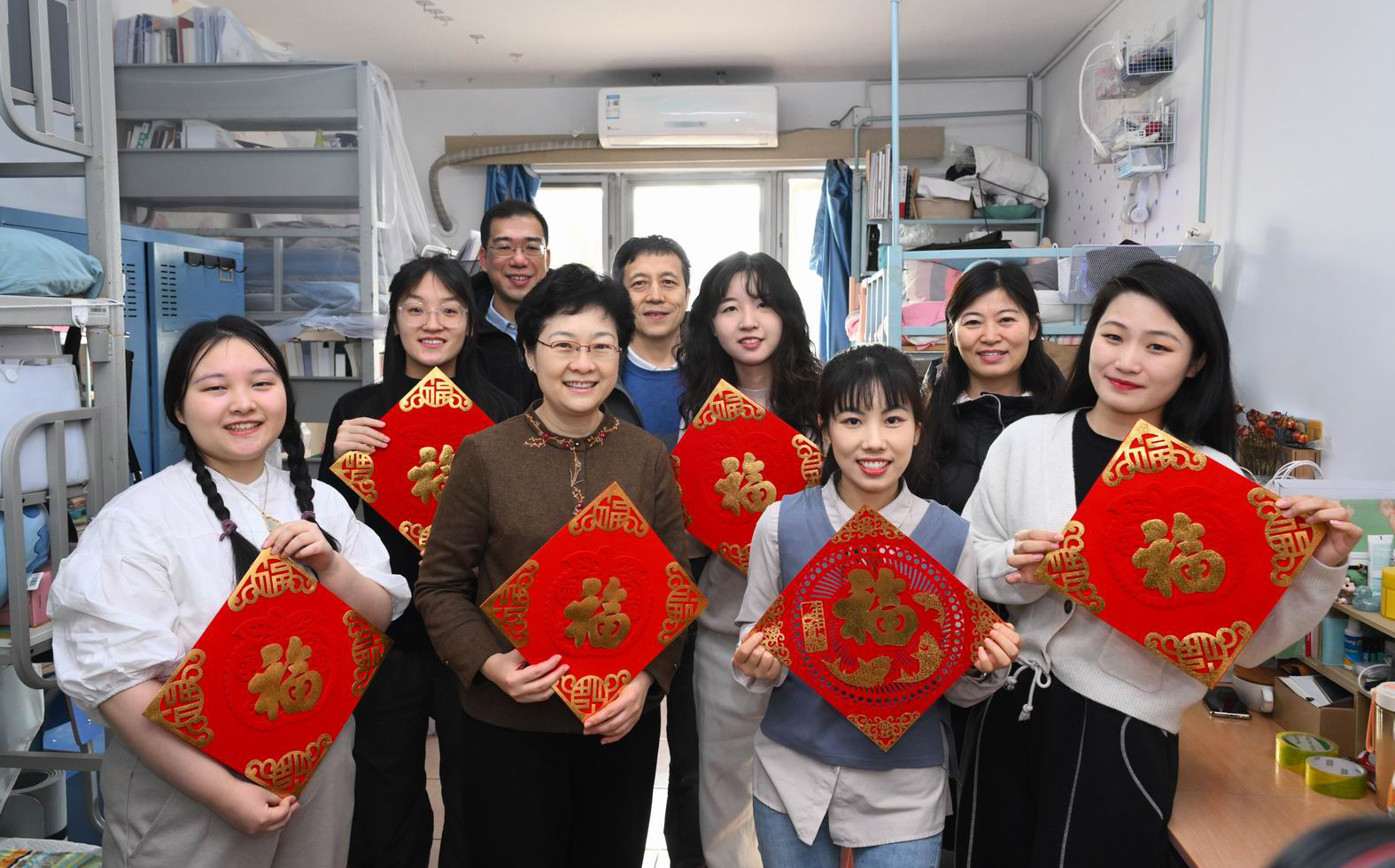 BUPT Holds “Warm Spring at BUPT” New Year Gathering for Students ...